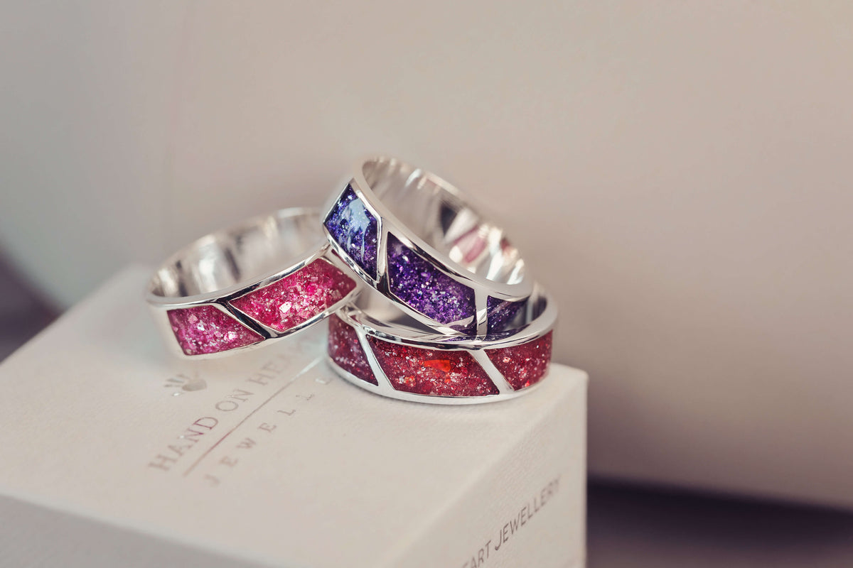 A Complete Guide to our Memorial Ashes Jewellery Colours – Hand on ...