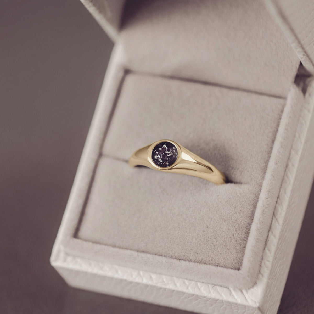 Cremation Ashes Rings | Rings Made From Ashes – Hand on Heart Jewellery