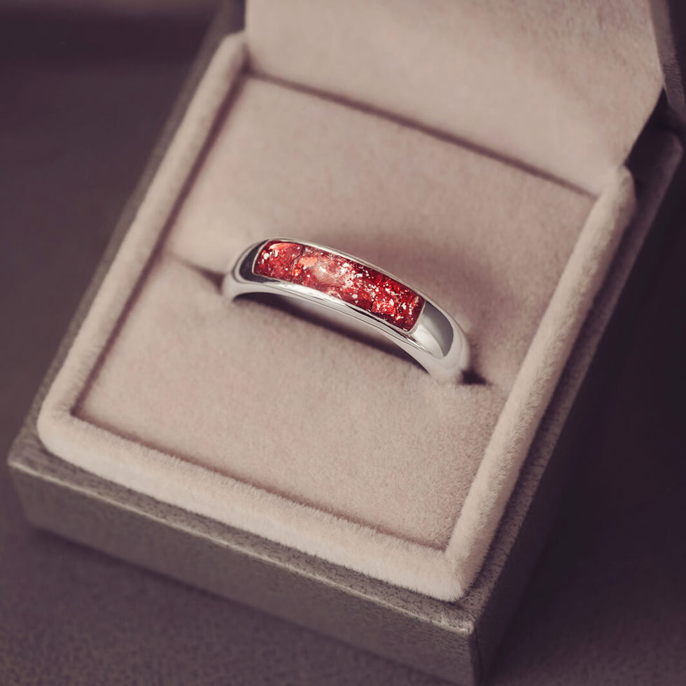 Mens Cremation Ashes Ring Band – Hand on Heart Jewellery