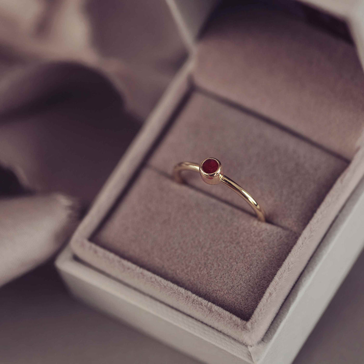 Women's Gold Cremation Ashes Bezel Ring